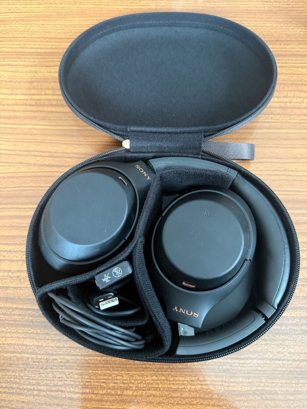 Écouteur Sony WH-1000XM4 (D'occasion) à Lausanne 26 pour CHF 85 – avec ...