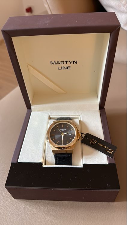 Elegante Martyn Line Uhr, Gold & Leder, Neu (Neu und originalverpackt ...