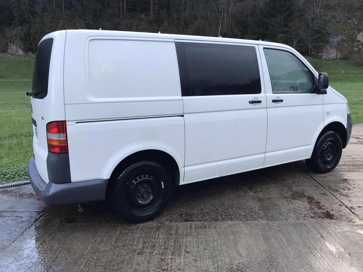 VW T5 Transporter mit mfk 4 motion 2.5Liter (Gebraucht) in Goldau für CHF 3500 – nur Abholung ...