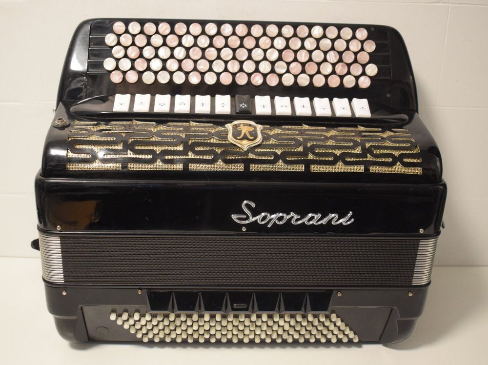 Akkordeon chromatisch Paolo Soprani 4-Chörig Stufengriff (Gebraucht) in Zürich für CHF 1000 ...