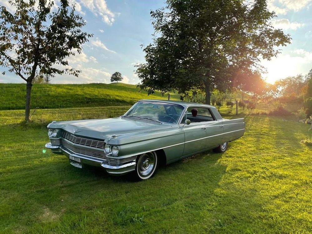 CADILLAC DEVILLE V8 7.4 Liter (Gebraucht) in Hünenberg für CHF 25240 ...