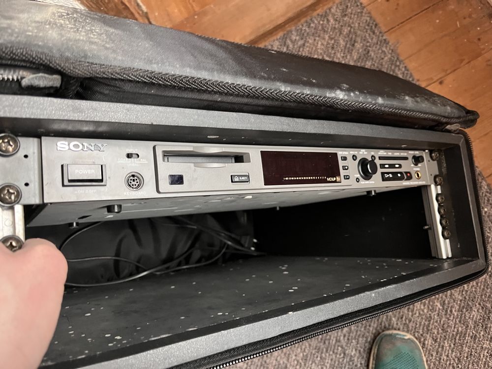 Sony MiniDisc-Player MDS-E12 im Rockbag Case (Gebraucht) in Rossrüti ...