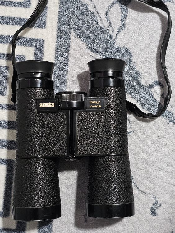 ZEISS Dialyt 10x40 B Fernglas mit Ledertasche (Gebraucht) in Aeugstertal für CHF 170 – mit ...