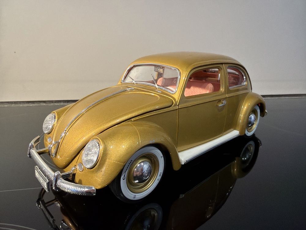 VW Käfer gold - 1/18 - Bburago (Gebraucht) in Wolfwil für CHF 15 – mit ...