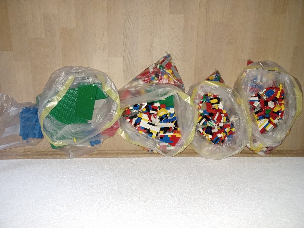 Lego lose (Gebraucht) in Oberdorf für CHF 40 – nur Abholung auf Ricardo ...