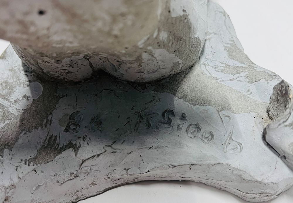 Akte Dame Keramik Skulptur unleserlich signiert (Gebraucht) in Root für CHF 10 – mit Lieferung ...