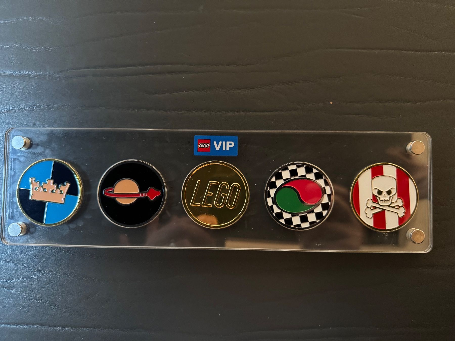 LEGO VIP Coins – 5er Set im Acryl-Display (Gebraucht) in Kirchberg SG ...