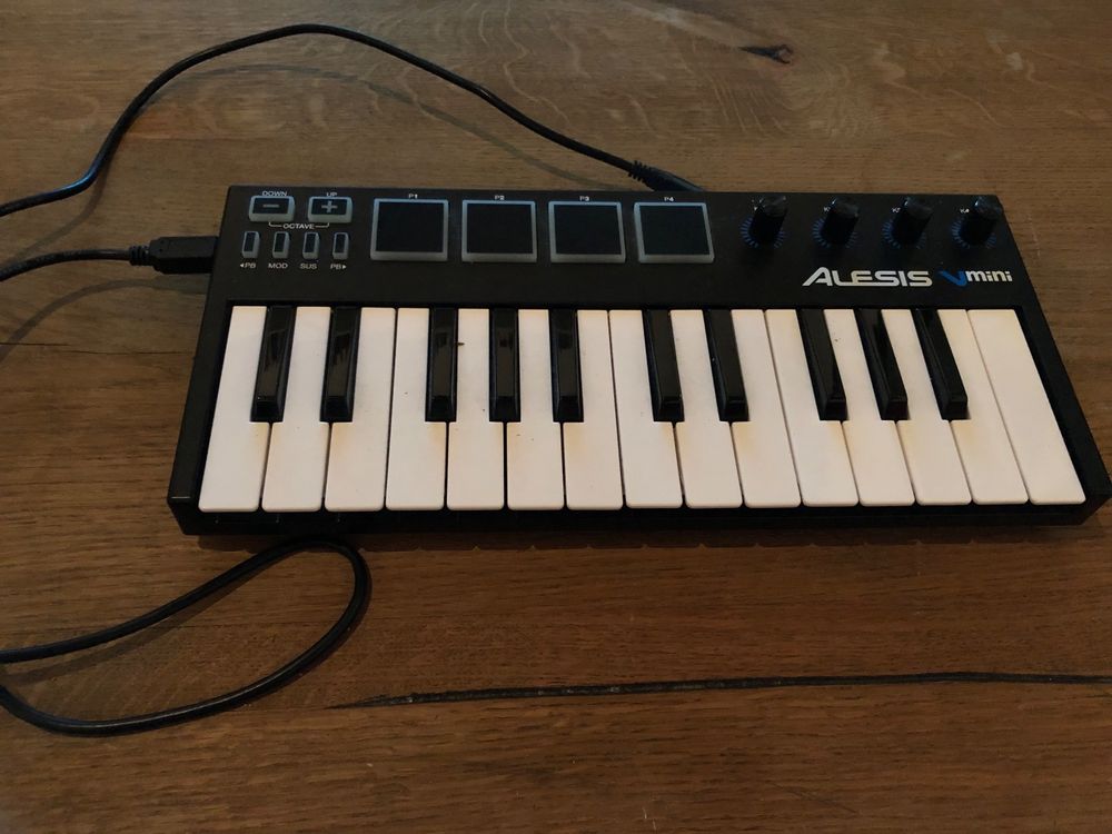 Alesis V Mini | Kaufen auf Ricardo