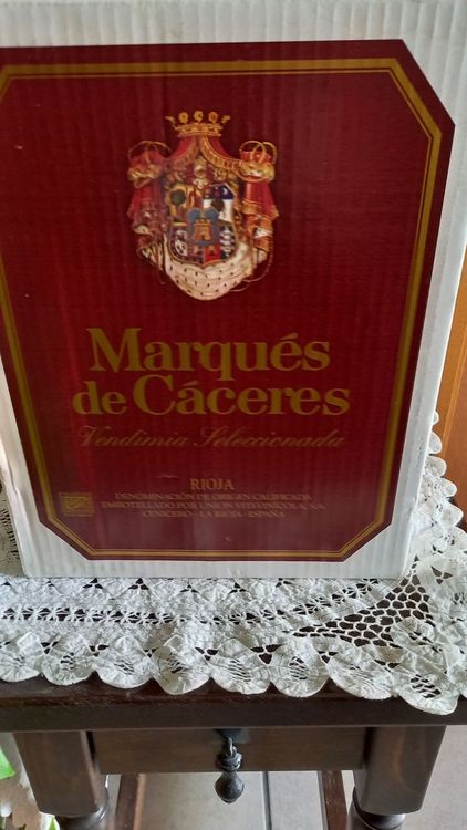 1 lot de 5 bouteilles de MARQUES DD CACERES RIOJA 2005 (Neu (gemäss ...