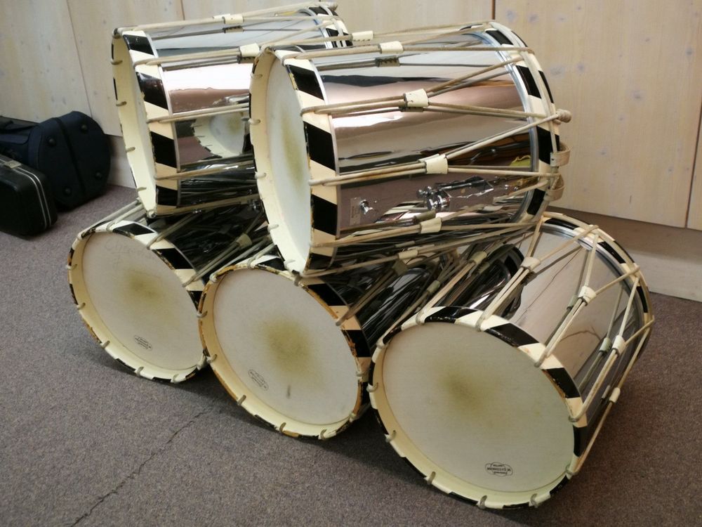 5 Basler Trommeln (Gebraucht) in Mellingen für CHF 450 – mit Lieferung auf Ricardo kaufen