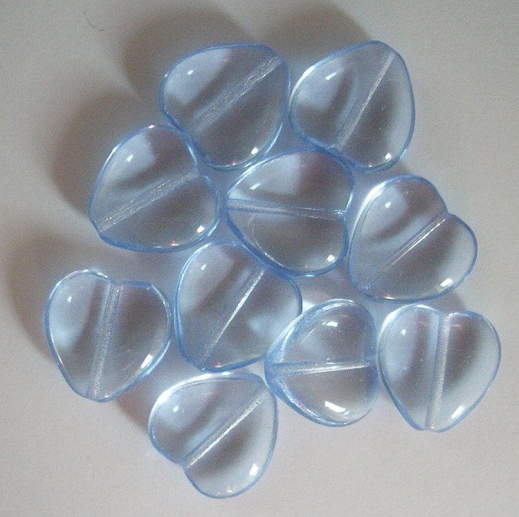 Glasperlen Herzen Blau 15 mm (Neu und originalverpackt) in Gunzwil für CHF 1.5 – mit Lieferung ...
