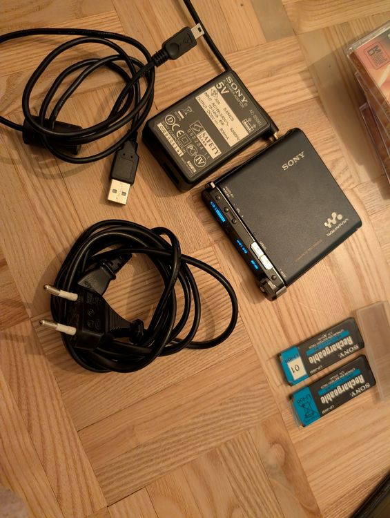 Sony MZ-RH1 MiniDisc-Recorder – Top-Set mit 17 MDs & 3 Akkus (Gebraucht ...