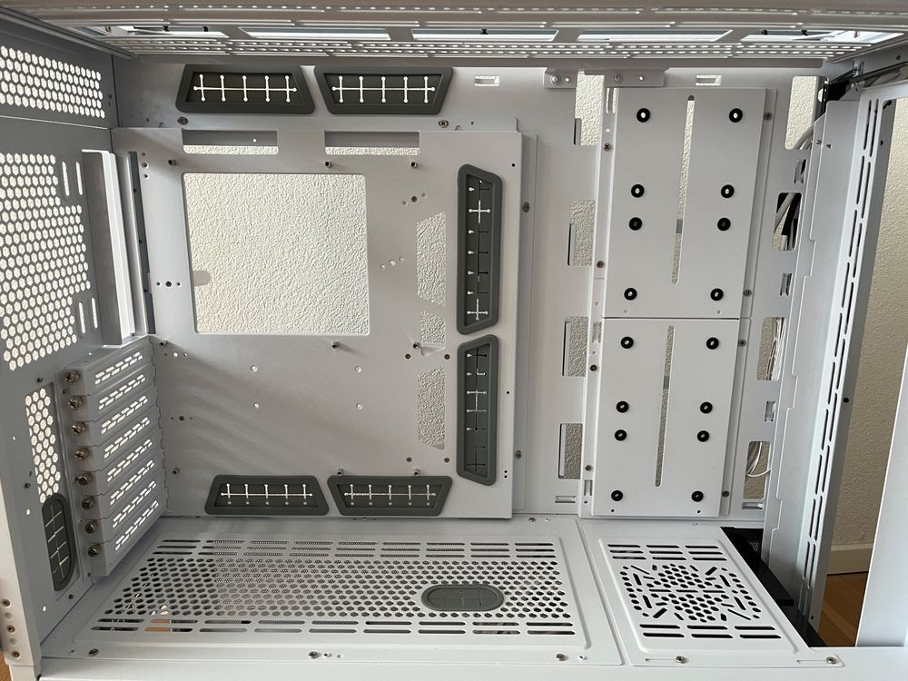 Lian-Li V3000 Plus - Big Tower PC-Gehäuse, weiss (Gebraucht) in ...