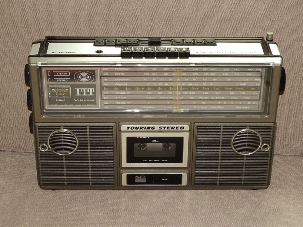 ITT RC Radiorecorder Touring Stereo (Gebraucht) in Hirzel für CHF 30 ...