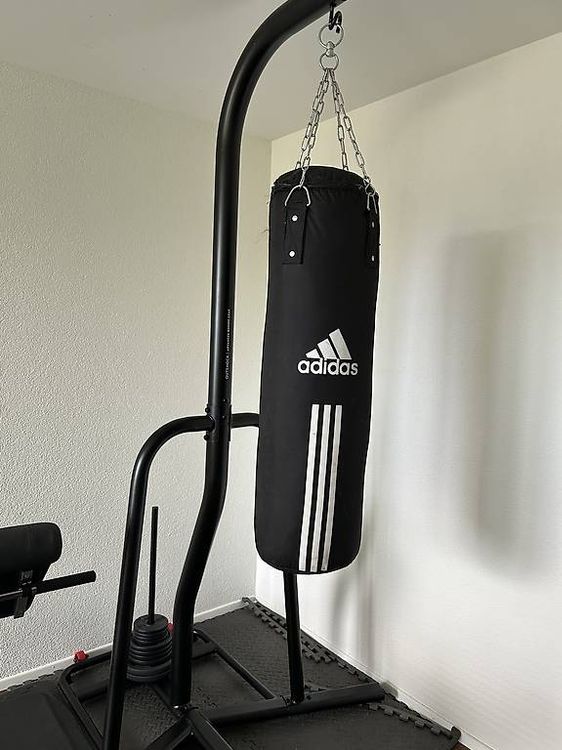 Boxsack Adidas mit Station (Gebraucht) in Mellingen für CHF 100 – nur ...