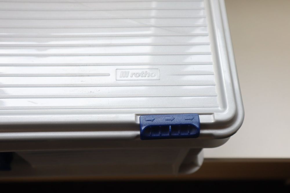 Rotho 3 x Kisten / Behälter mit Deckel 60 x 40cm - NP: 90.- | Kaufen ...