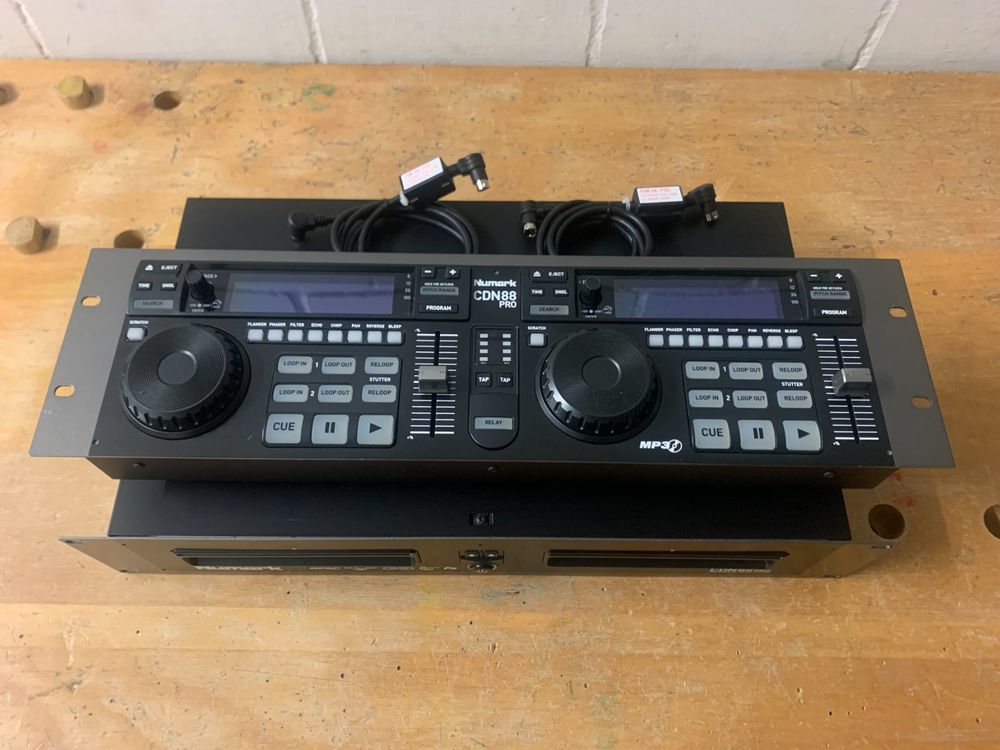 Numark CDN88 Pro Doppel CD/MP3 Player (Gebraucht) in Oberhünigen für ...
