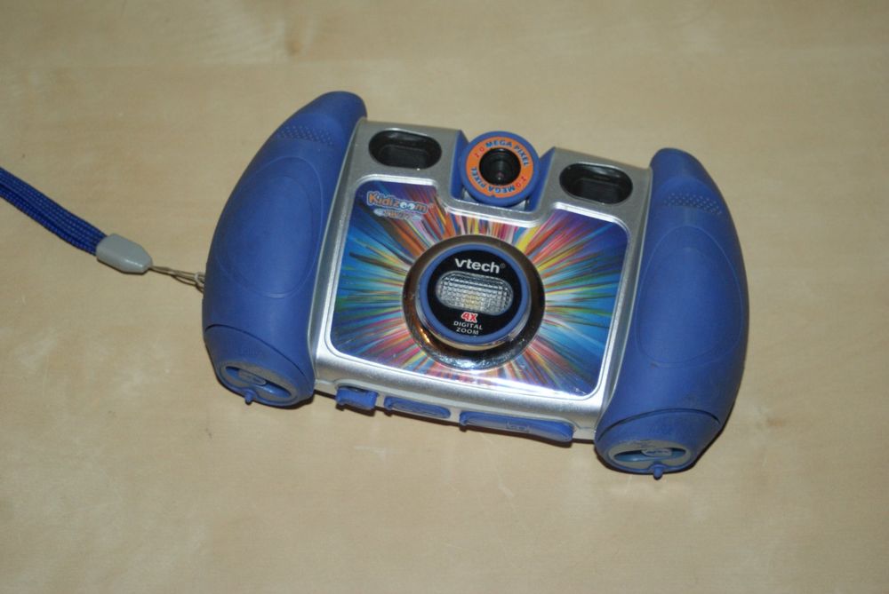VTech KidiZoom Twist 4 x Digi Zoom Digitalkamera (Gebraucht) in Zürich ...