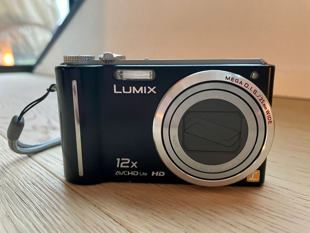 Appareil photo compact Panasonic Lumix DMC-TZ7 (Gebraucht) in Villars ...
