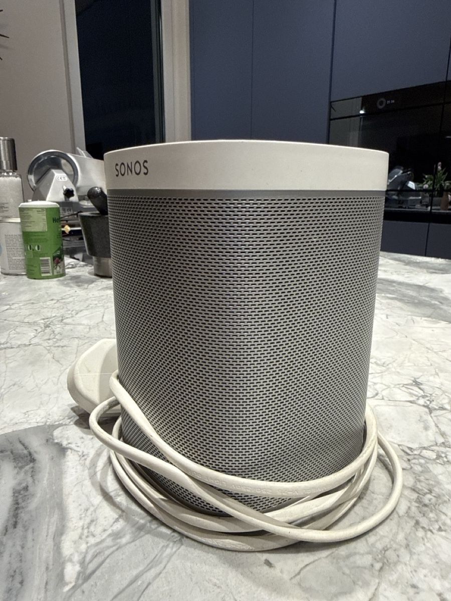 Sonos One (Gen 2) Smart Speaker - Grey - Great Sound! (Gebraucht) in ...