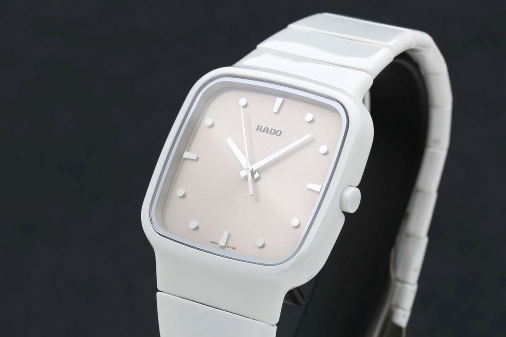 Rado R5.5 XL Ceramic white Unworn R2838 (Gebraucht) in Vaduz für CHF ...