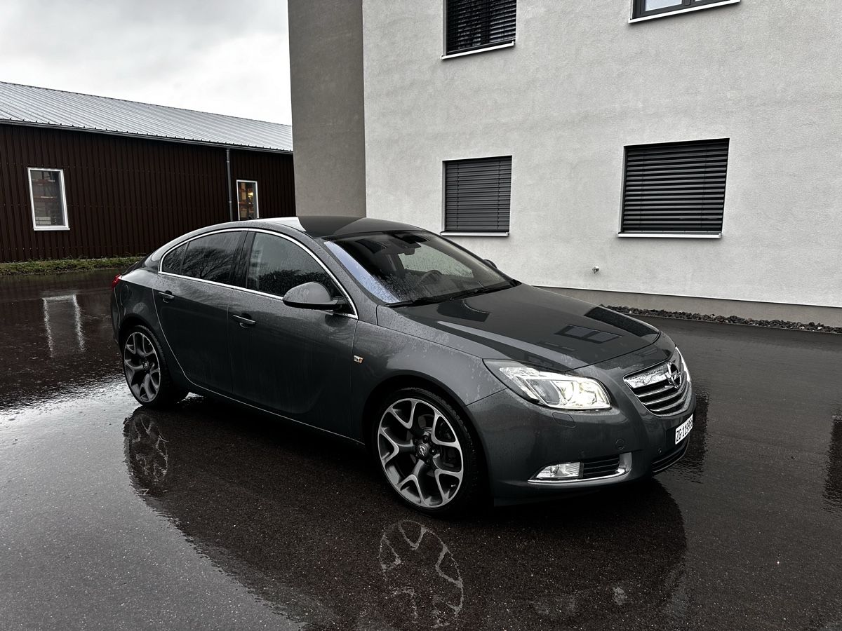 Opel Insignia Turbo 4x4 220 PS MFK Automat Vollleder Xenon (Gebraucht ...