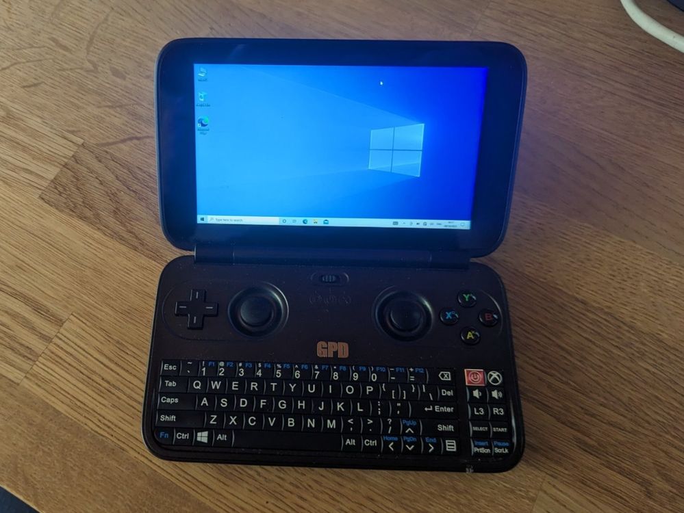 GPD Win (1. Generation) Handheld Computer MiniPC | Kaufen auf Ricardo