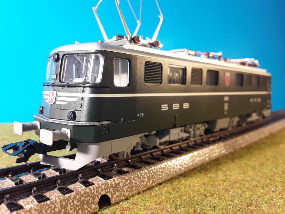 Märklin 37362 _ 2 x SBB Lokomotive Ae 6/6 _ digital Spur H0 (Gebraucht ...