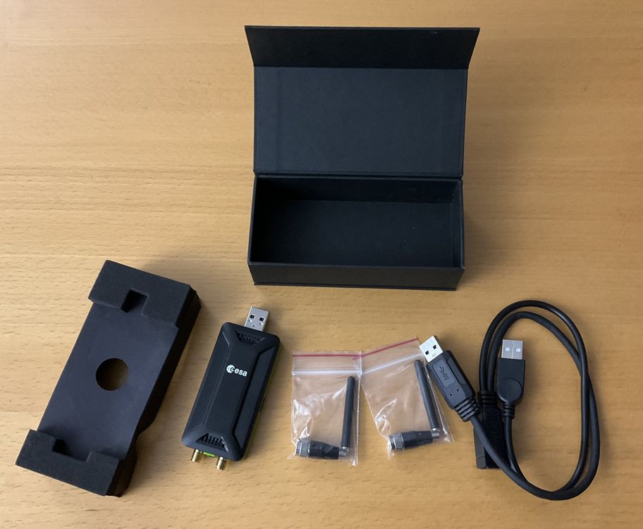 SDR Lime mini TX RX 10 Mhz to 3,5 GHz Original ESA package (Neu und ...