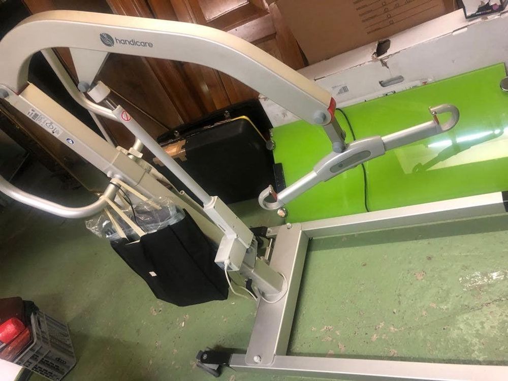 Handycare400ee Patientenheber (Gebraucht) in Rorschach für CHF 1000 ...