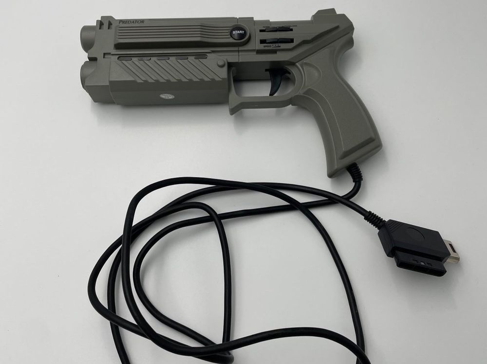 Light Gun Predator von Logic3 für Sega Saturn + PS1 | Kaufen auf Ricardo