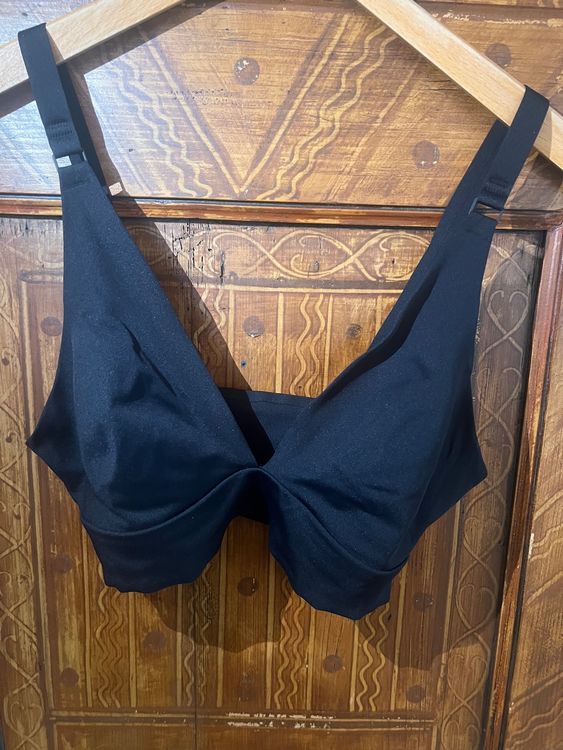 Everlane "the invisible bra" schwarz | Kaufen auf Ricardo