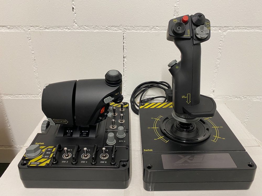 Joystick X-55 Rhino | Kaufen auf Ricardo