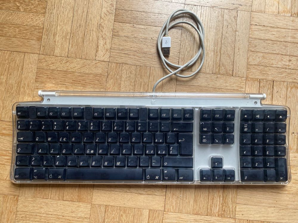 Apple Pro Keyboard (CH) (Gebraucht) in für CHF 25 – mit Lieferung auf ...