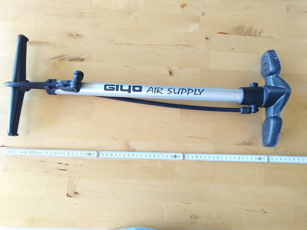Velopumpe Giyo - air supply (Gebraucht) in Bern für CHF 4 – mit ...
