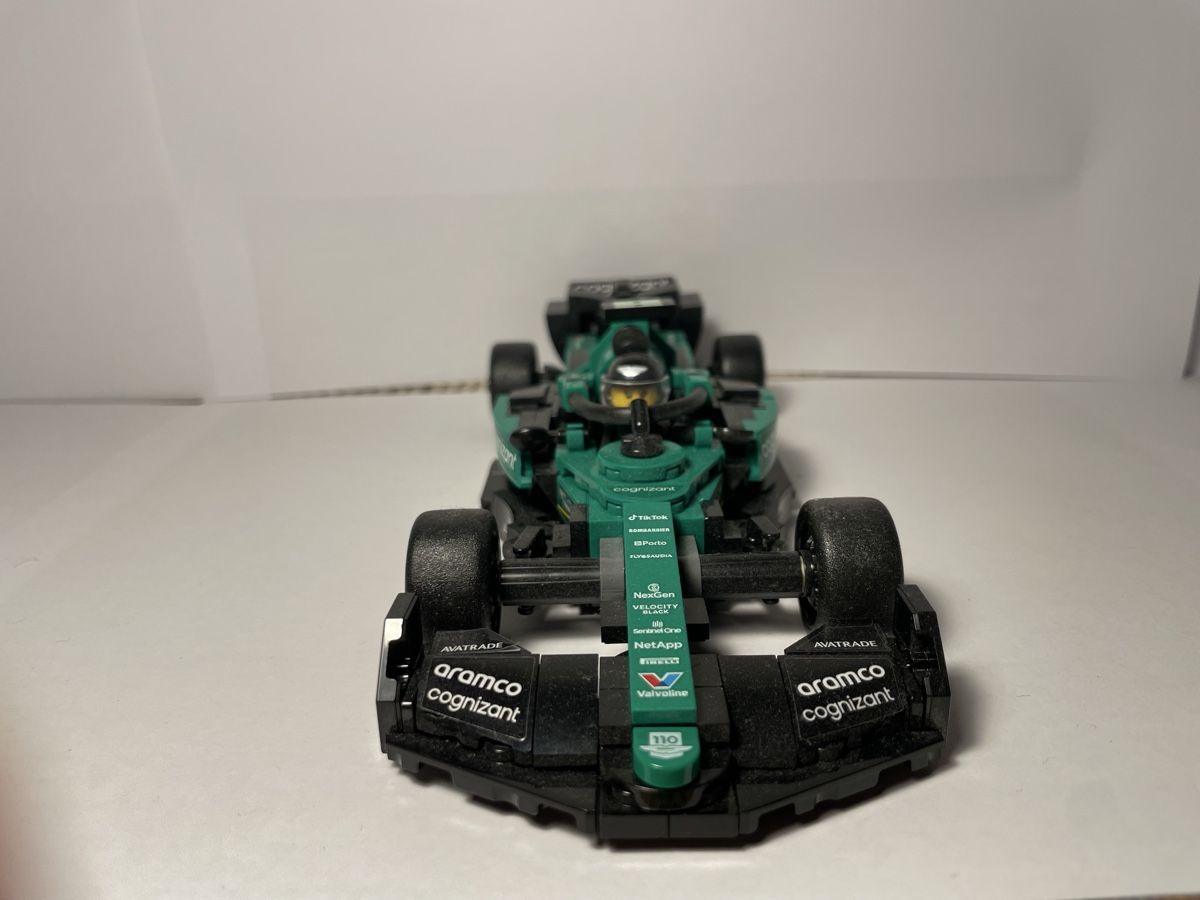 Lego Speed Champions Aston Martin F1 Auto und Safety Car (Gebraucht) in ...