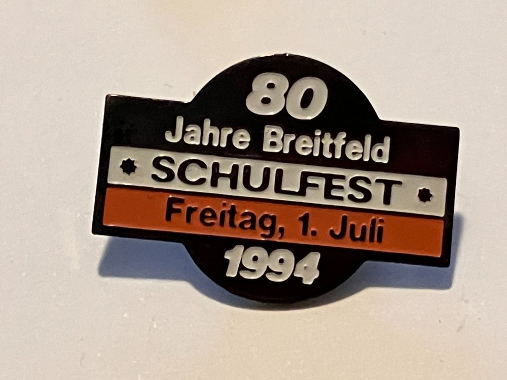 1 Pin Breitfeld Schulfest 80 Jahre 1994 (Gebraucht) in Basel für CHF 1 – mit Lieferung auf ...