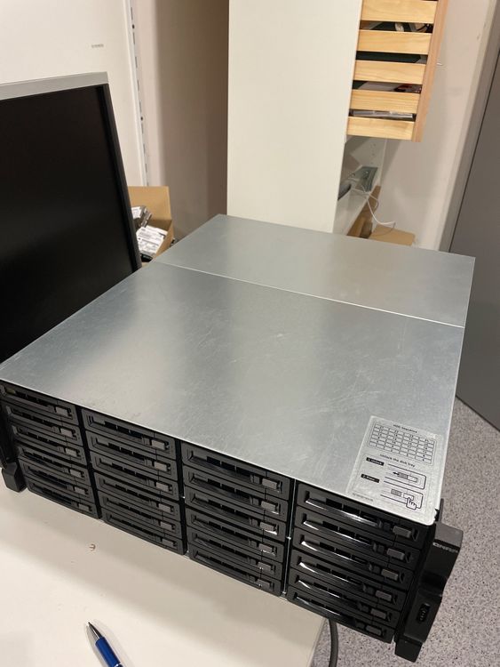 QNAP TS-EC2480U-RP 24x3.5“ (Gebraucht) in Glattfelden für CHF 590 – nur Abholung auf Ricardo kaufen