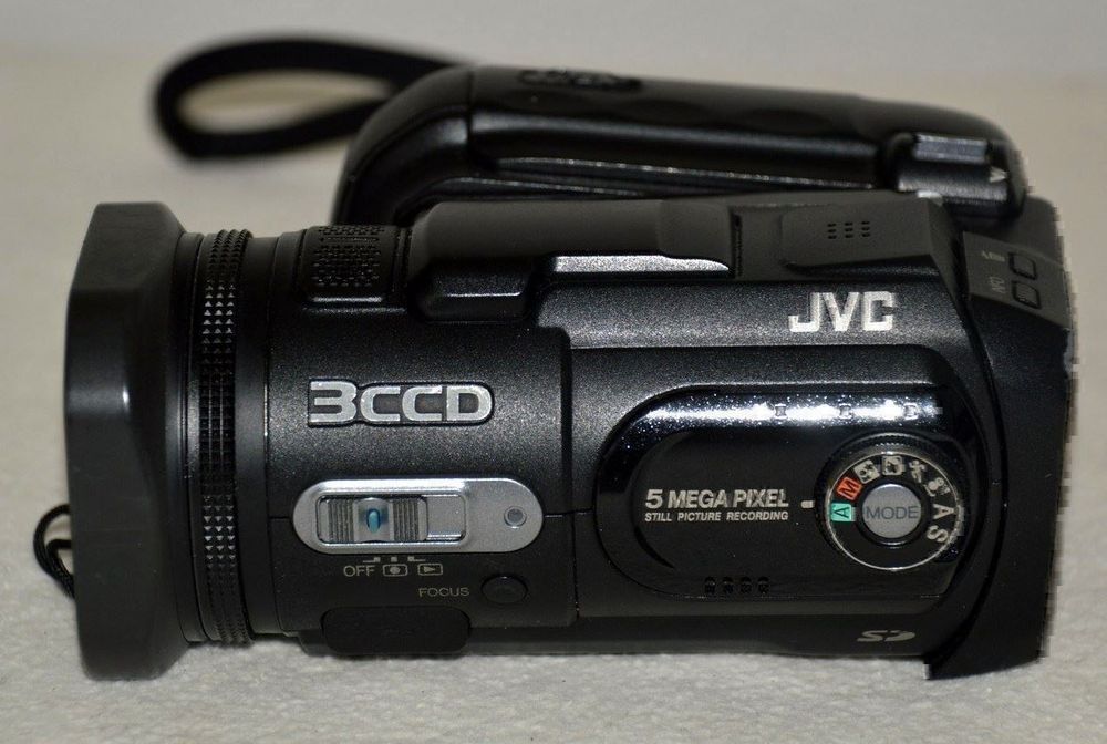 JVC Everio GZ-MC500E 3CCD Camcorder / caméscope (Gebraucht) in ...