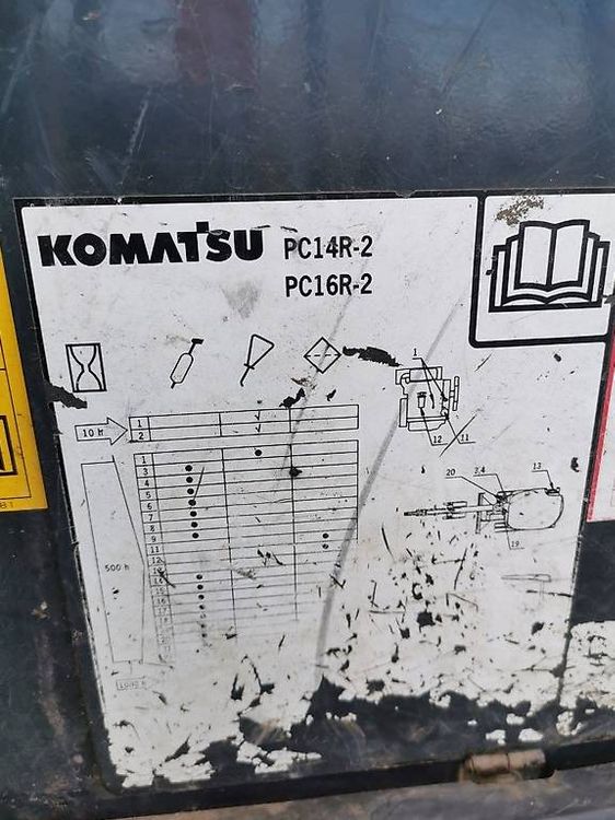 Komatsu Bagger inkl. 3 Schaufeln (Gebraucht) in Sattel für CHF 8999 ...