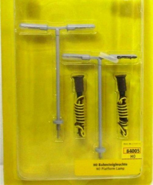 Brawa H0: 2er-Set Bahnsteigleuchte mit Stecksockel, neu (Neu und ...