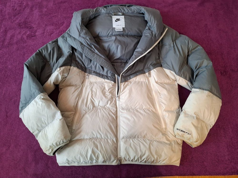 Nike Daunenjacke Winterjacke Jacke - Top Zustand - Grösse M (Gebraucht ...
