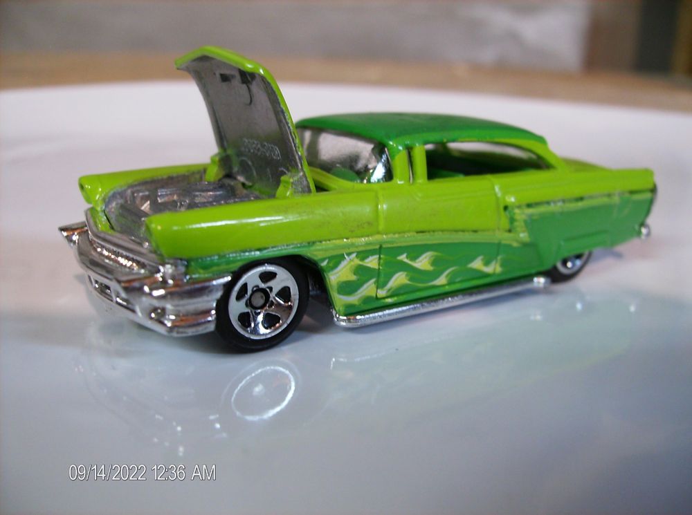 HOTWHEELS CHEVY FLAMES HAUBENÜFFNUNG ALT!!! (Gebraucht) in Trub für CHF ...