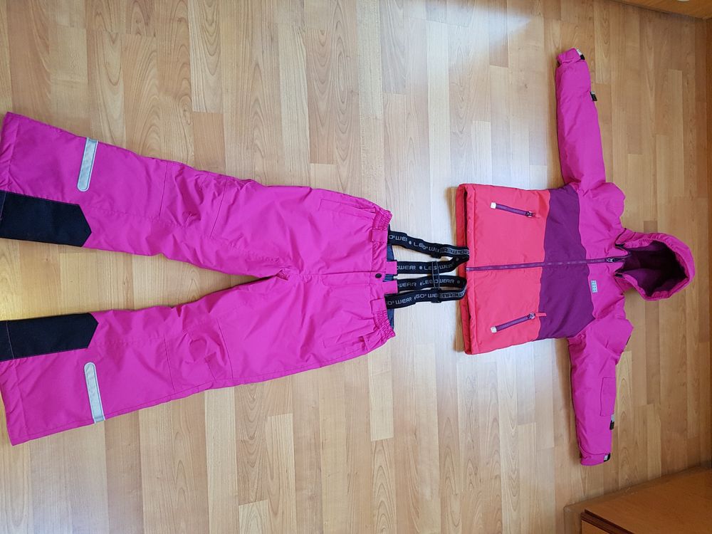 Ski Anzug Mädchen Lego (Gebraucht) in Siebnen für CHF 83 – nur Abholung ...