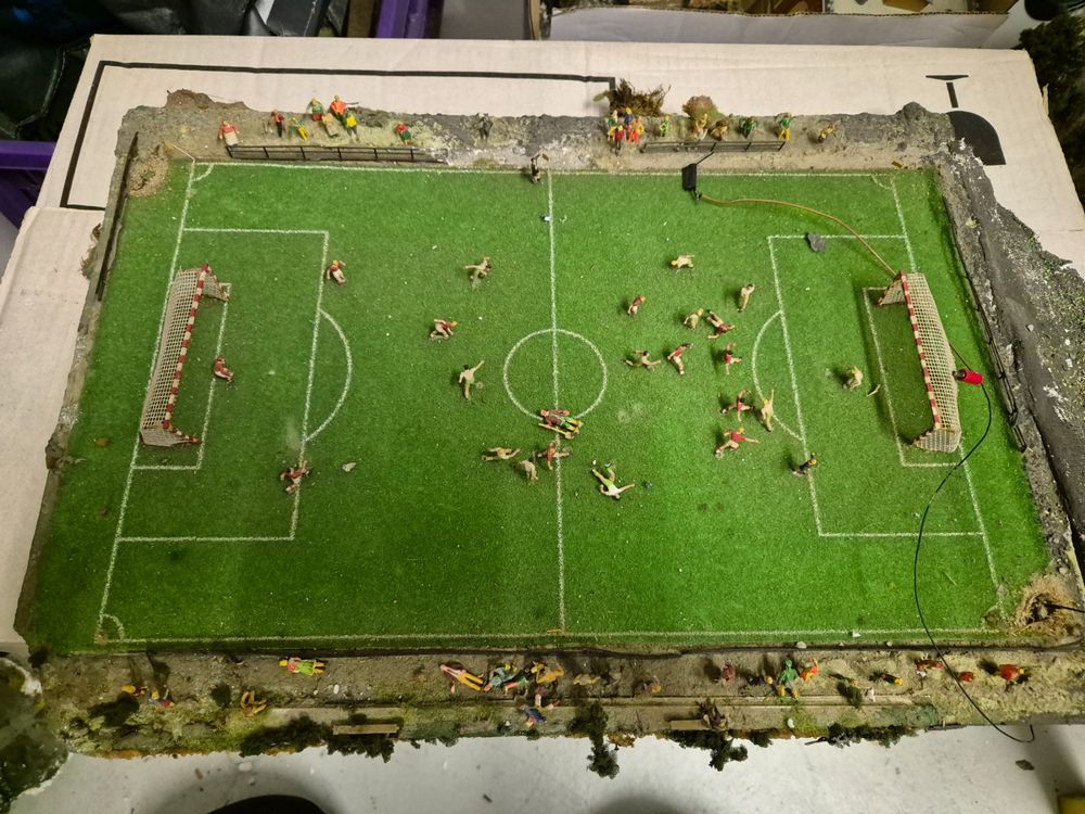 Vintage Fußball Diorama, handgemacht, HO (Gebraucht) in Wangen SZ für ...