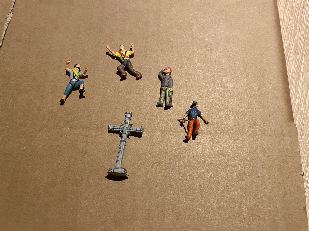 H0 Noch Figuren Bergsteiger plus Gipfelkreuz | Kaufen auf Ricardo