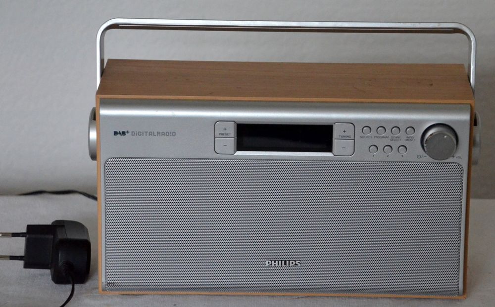 Radio Philips AE5220 DAB+ (Gebraucht) in Collonges für CHF 60 – mit ...
