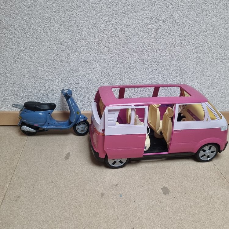 Barbie Vespa und VW Bus (Defekt) in Einsiedeln für CHF 1 – mit ...