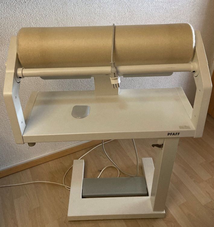 Pfaff Bügelmaschine Steam Ironer 560 | Kaufen auf Ricardo