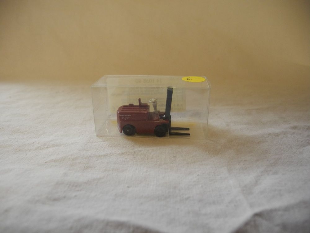 S.E.S. BERLIN 14 1058 60 HUBSTAPLER CHARIOT ELEVATEUR MIB (Neu und ...